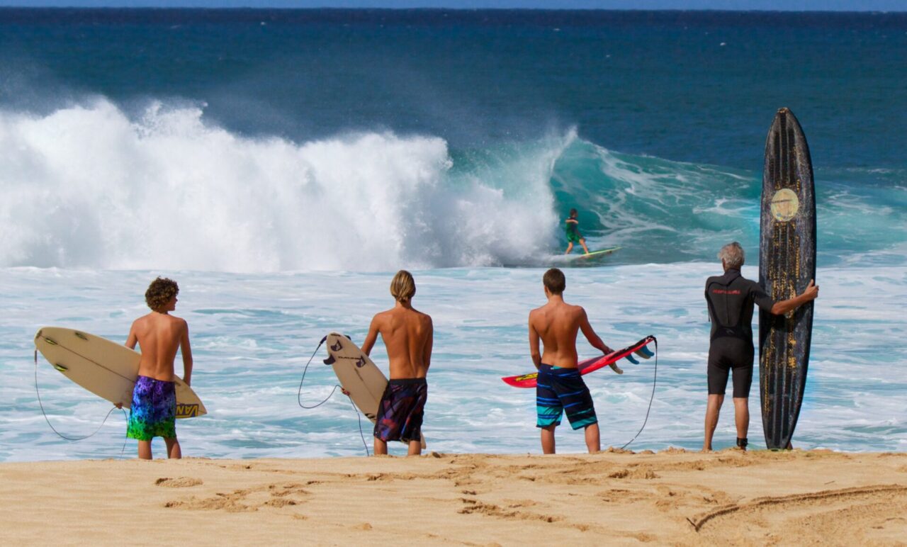 Best Places to Longboard on Oahu - Revealed Travel Guides